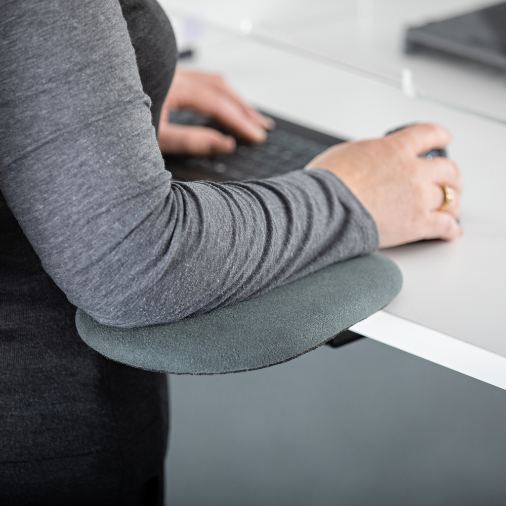 OPC 300 Single Forearm Support - Back Centre