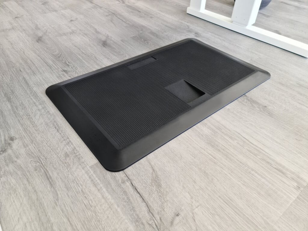 Toro Anti Fatigue Floor Mat v2 - Back Centre